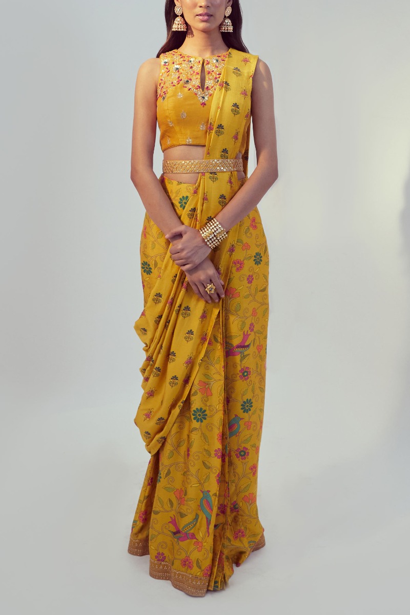 Shop latest collections by premium designers at Aashni + Co